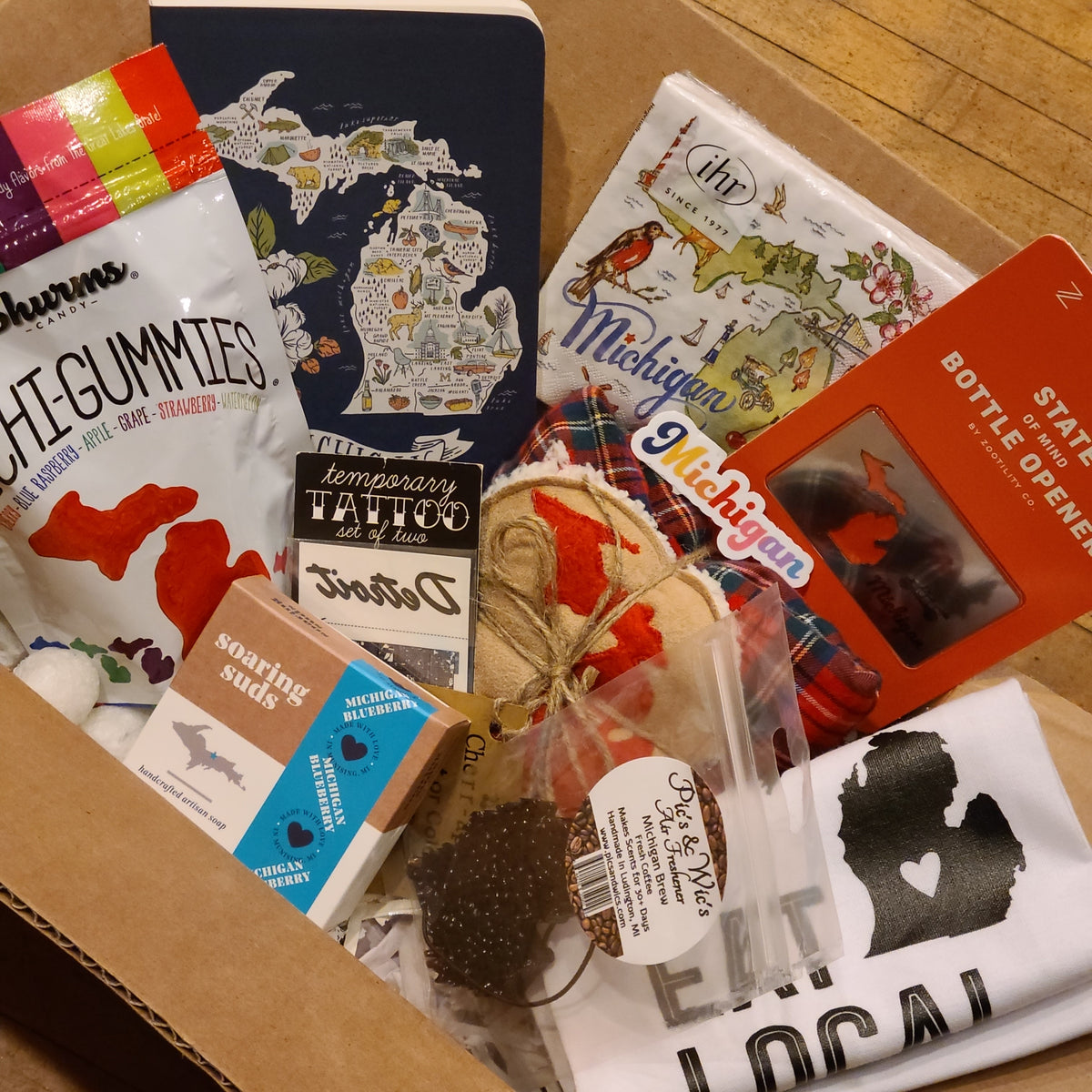 Custom Michigan Gift Box | Available at Leon & Lulu